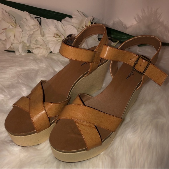 Michael Antonio | Shoes | Michael Antonio Platform Wedge Camel Sandals ...